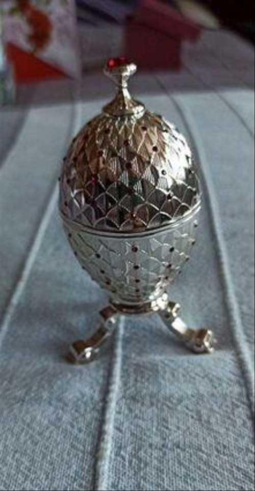Декоративная шкатулка яйцо Фаберже