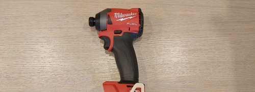 Винтоверт Milwaukee 2853-20
