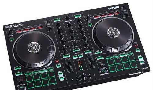 2-х канальный DJ-контроллер Roland DJ 202