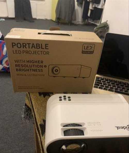 Проэктор Portable LED Projektor