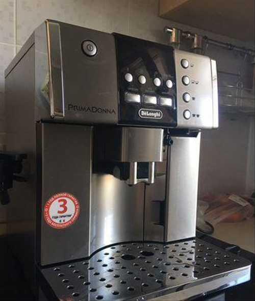 Кофемашина DeLonghi PrimaDonna esam 6000