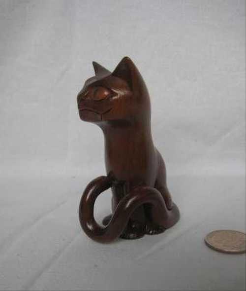 Резная кошка