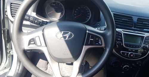 Кнопки на руль с рамкой Hyundai Solaris