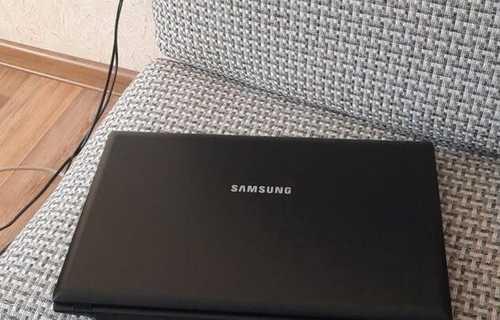 Новенький Samsung R717 Экран HD+ 17.3 (1900x600)