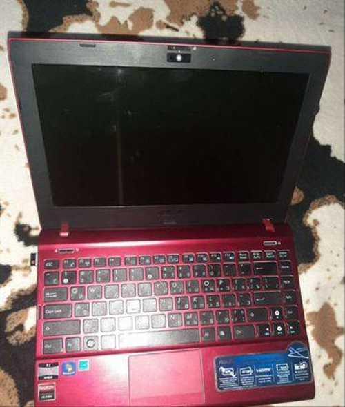 Нетбук Asus 1225b