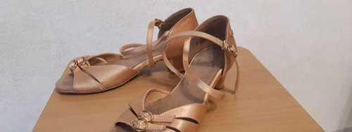 Туфли для бальных танцев атласные б/у 22 см по сте