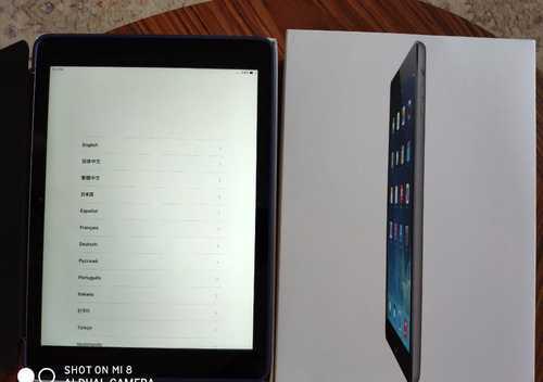 iPad Air, Space Grey, Wi-Fi + Cellular, 128 GB