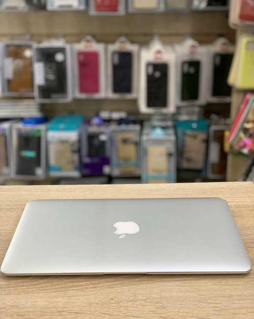 MacBook Air 11,6” 4/i5/128Gb. 2013г