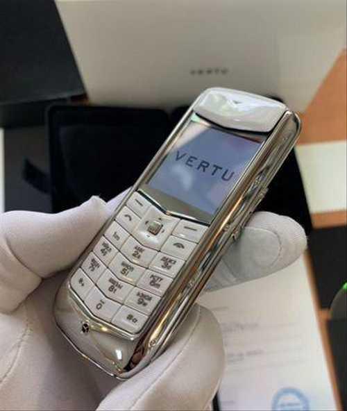 Vertu Constellation Pure White. Новый