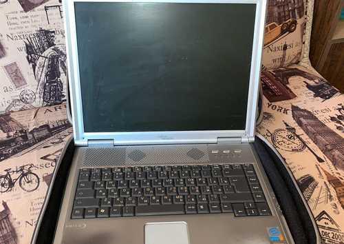Ноутбук 15, Pentium 4 Fujitsu-Siemens