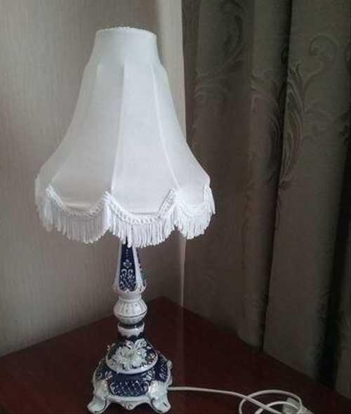 Фарфоровая настольная лампа "Муза" Кисловодск