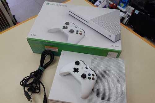 Игровая приставка Xbox One S 1 тб (7гв)