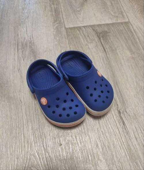 Crocs c9