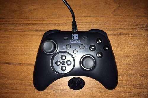 Nintendo Switch Pro Controller Hori