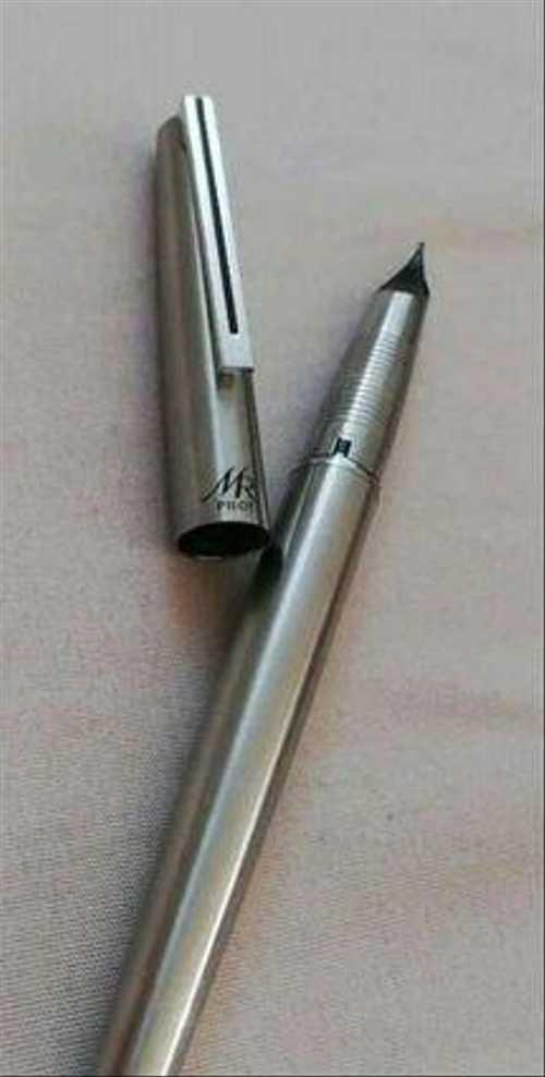 Японская перьевая ручка