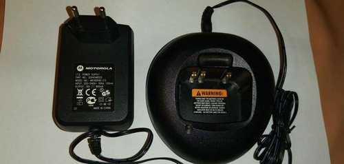 Зарядное устройство портативных радиостанций Motor