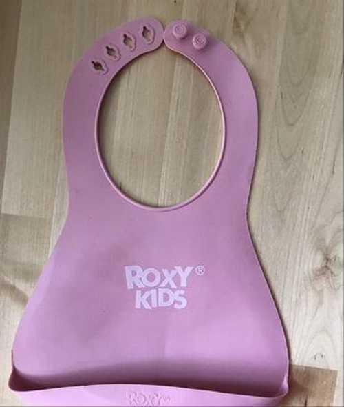 Нагрудник силиконовый для кормления Roxy Kids