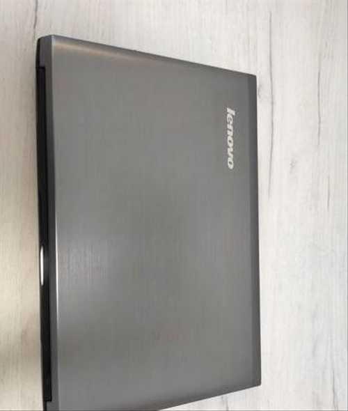 Ноутбук Lenovo V570