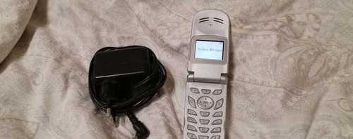 Телефон-раскладушка Motorola V150