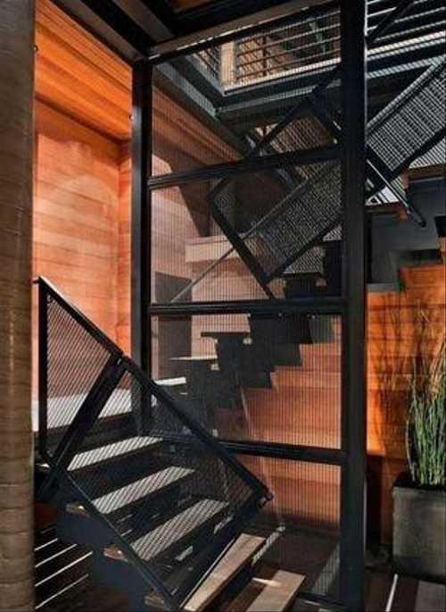 Лестница лофт.Изделия из металла