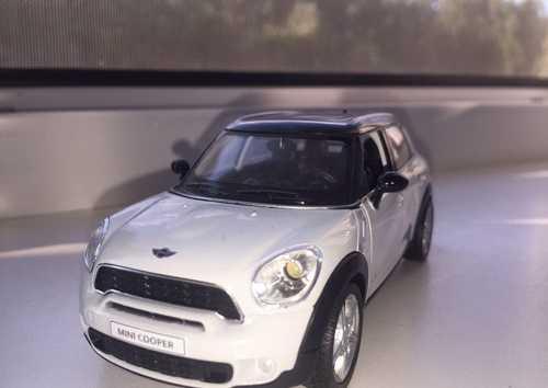 Mini Cooper S масштаб 1:32
