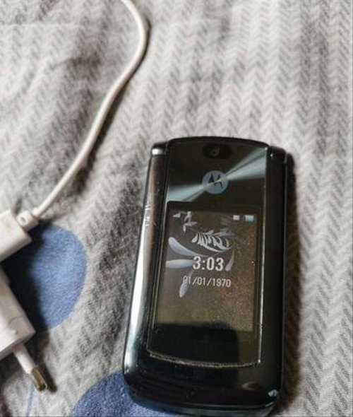 Motorola razr2 V8