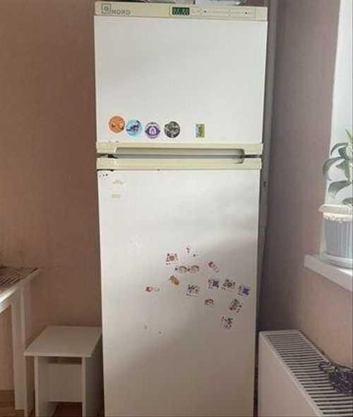 Холодильник бу даром
