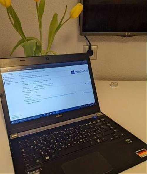 Fujitsu Lifebook UH572