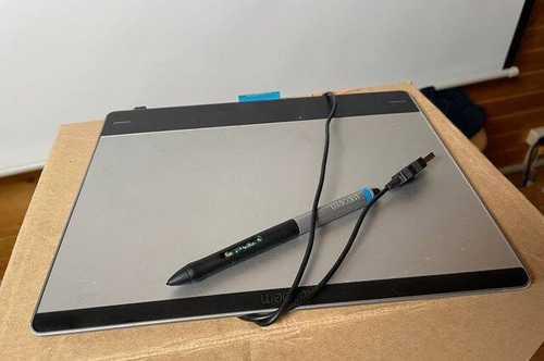 Графический планшет Wacom Intuos Pen&Touch Medium