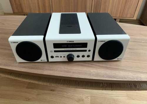 Yamaha CD Receiver CRX-040