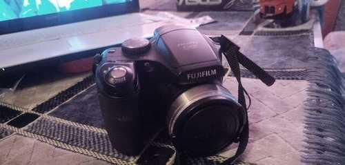 Зеркальный фотоаппарат Fujifilm finepix s5800