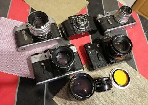 Фотоаппараты старые (зенит-фэд-смена)