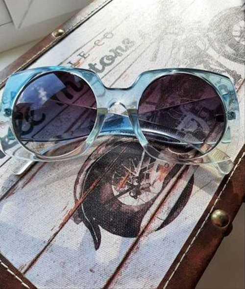 Солнцезащитные очки женские бренд