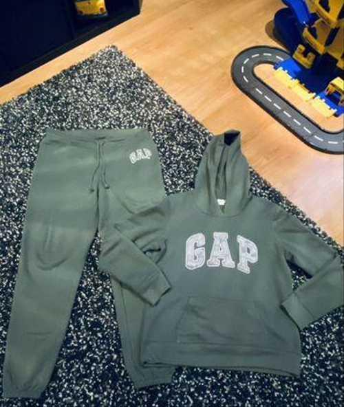 Костюм Gap