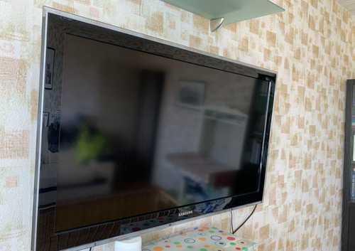 Телевизор SAMSUNG LE40D551 40"