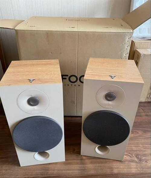 Акустика Focal Chora 806 Light Wood