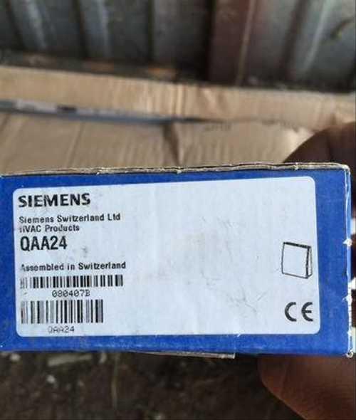 Комнатный датчик температуры Siemens QAA24