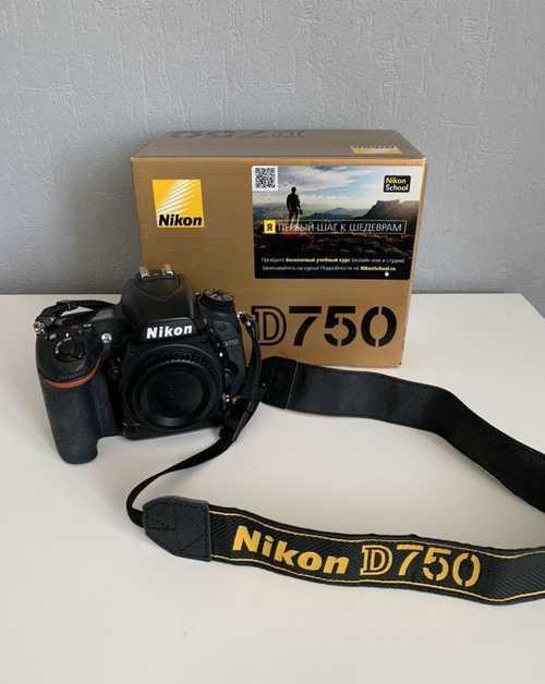 Зеркальный фотоаппарат Nikon D750