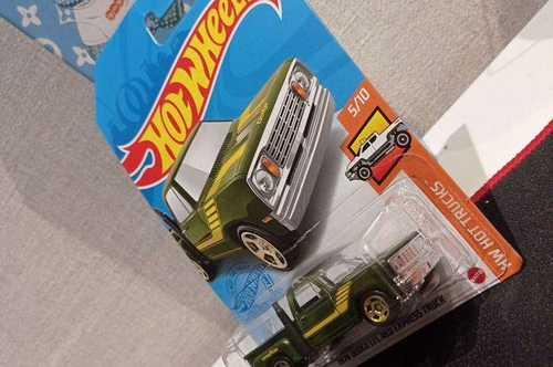 Hot wheels treasure hunt dodge li'l red express tr