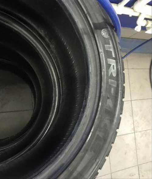 Б/у зимние шины (без шипов ) 245/45 r18