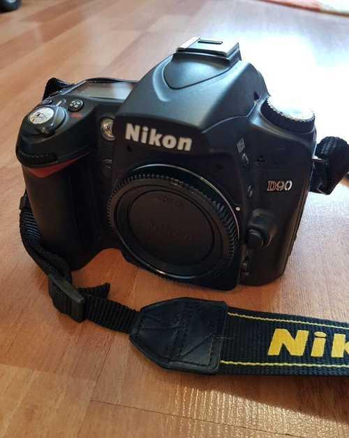 Зеркальный фотоаппарат Nikon D90