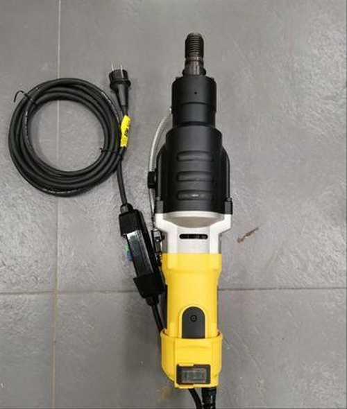 Дрель алмазного сверления DeWalt D21585