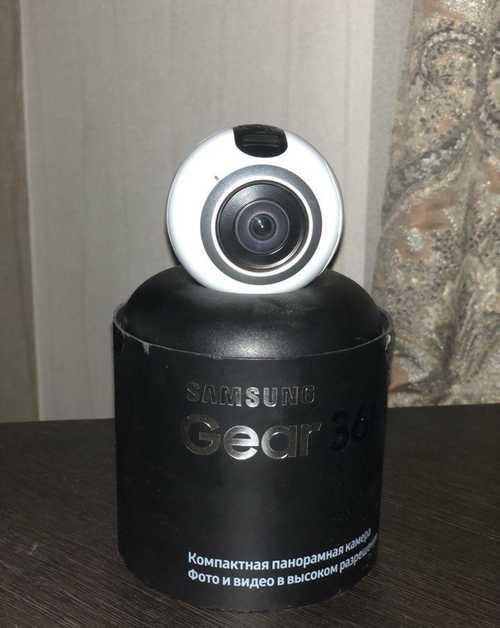 Видеокамера экшн SAMSUNG Gear 360 3