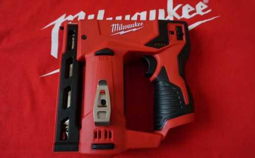 Степлер milwaukee 2447-20 (BST-0) m12