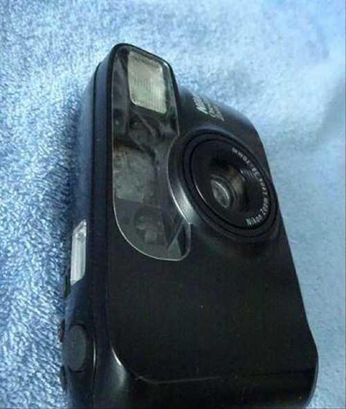 Пленочный фотоаппарат Nikon