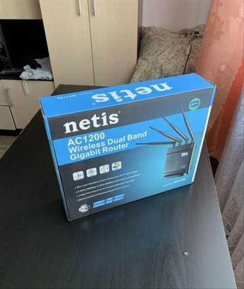 Wi-Fi роутер Netis WF2780 (AC1200)