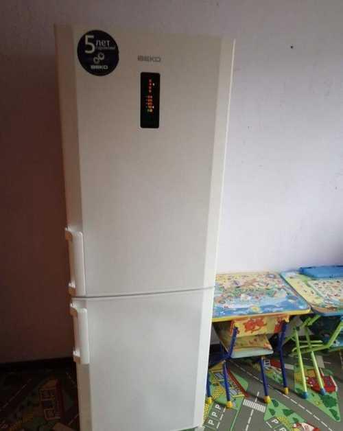 Холодильник Веко no frost 180 см