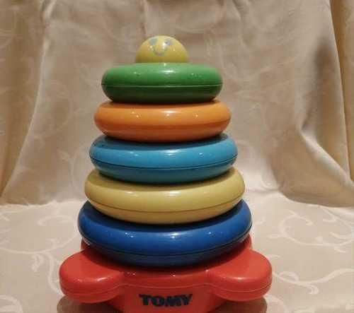 Пирамидка tomy развивающая