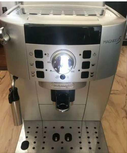 Кофемашина delonghi Magnifica 22.110