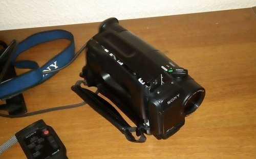 Кассетная видеокамера Sony